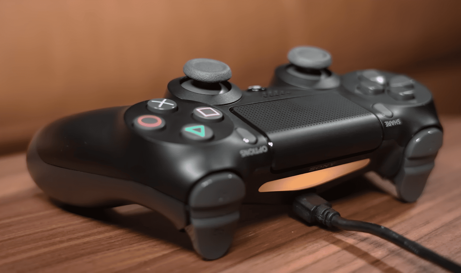 PS4 Controller Lights [What They Mean and How to Fix]